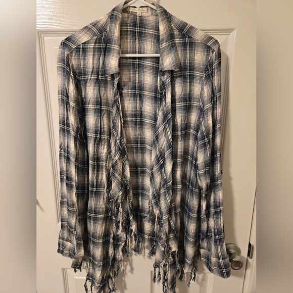 Willow & Clay | Sweaters | Nwot Willow Clay Fringed Plaid Open Duster ...